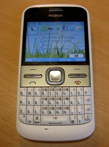 Nokia E5 Smartphone Review - Geek News Central